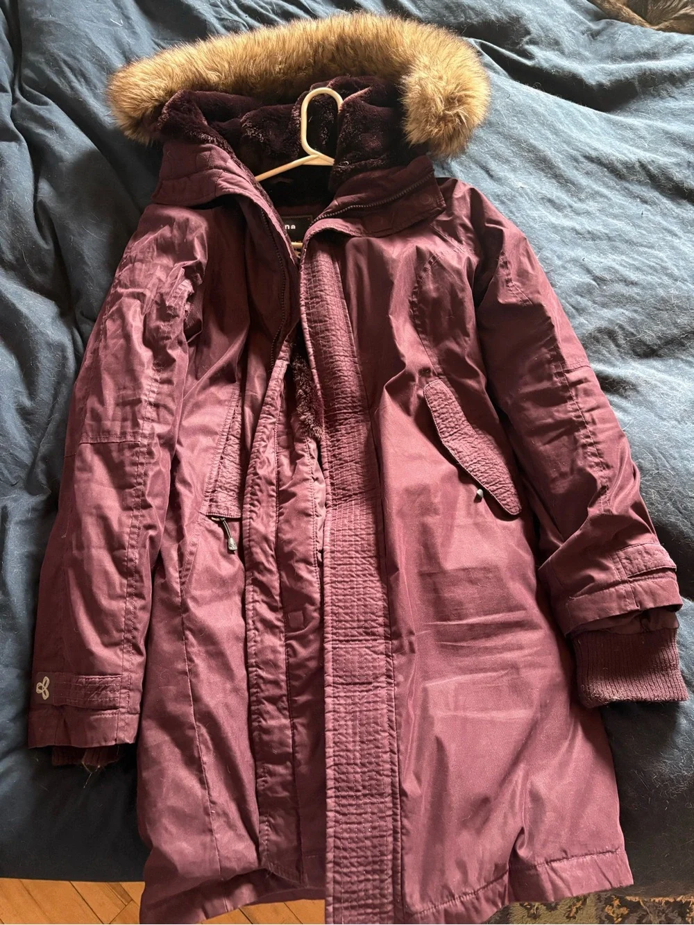 TNA | Jackets & Coats | Tna Womens Burgundy Avoriaz Parka With Faux Fur ...